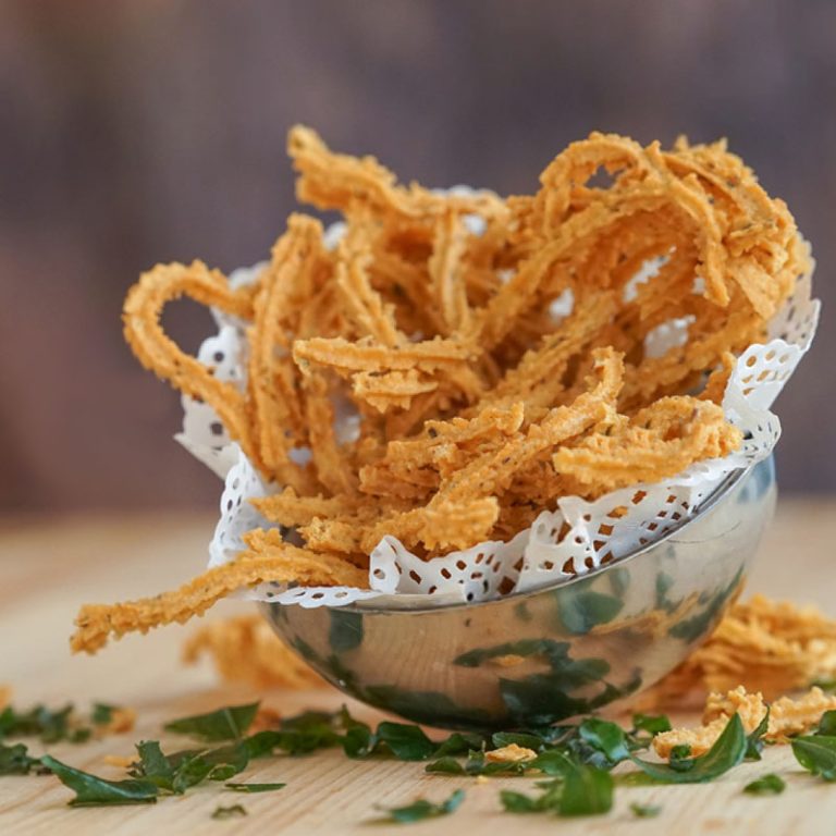 Salted Egg Murukku - Bake With Yen