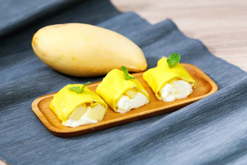 Mango Crepes - Bake With Yen