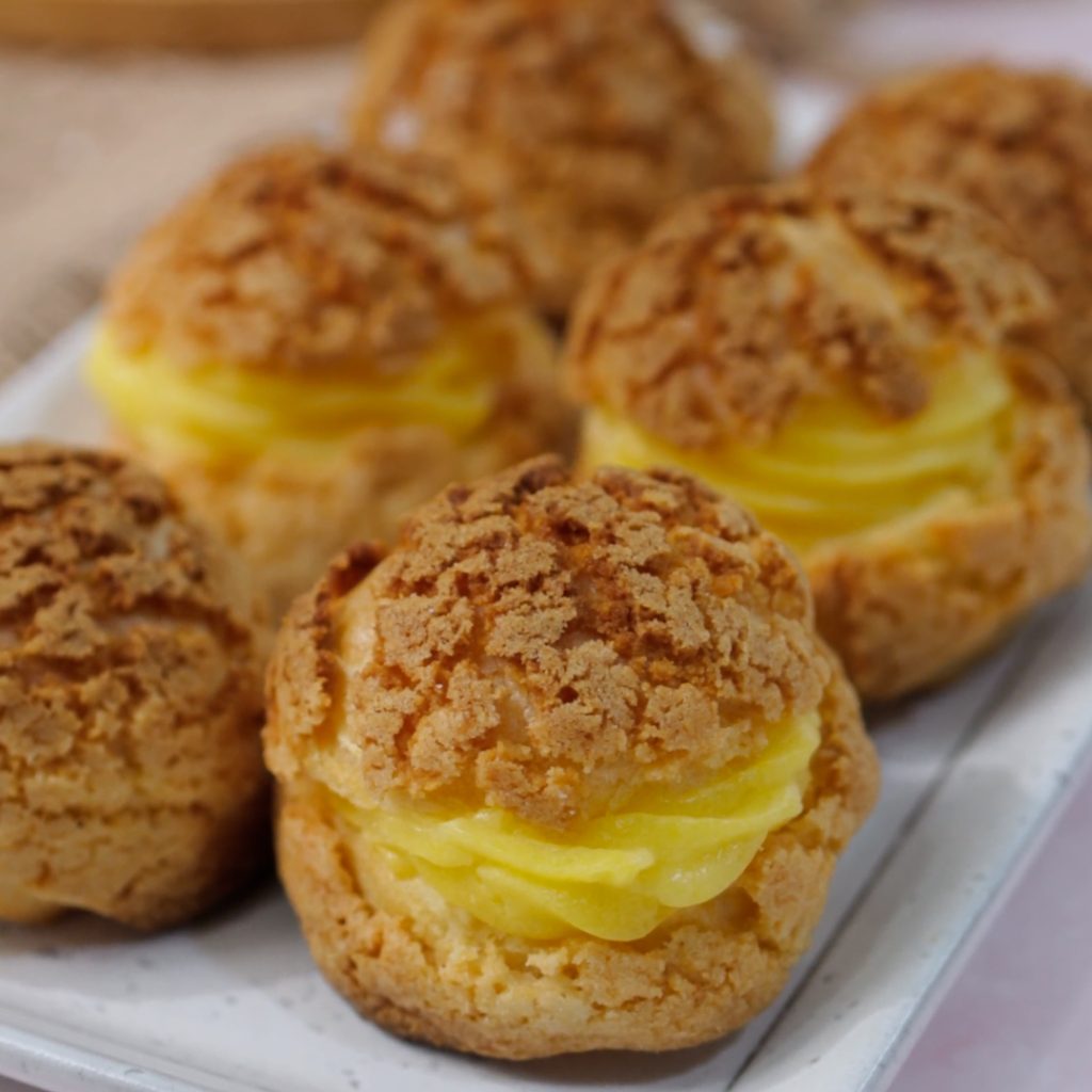 Taiwanese Cream Puff With Custard Filling - Bake With Yen